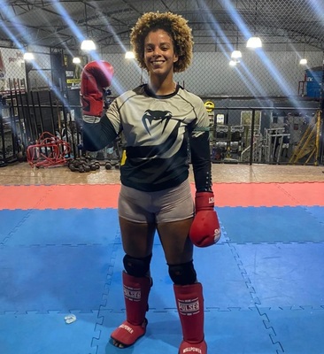 Fabi Peixoto | Fighter Page | Tapology