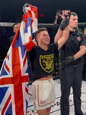 Chasen Stephen ("Da Hawaiian Punch") | MMA Fighter Page | Tapology