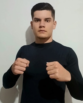 Layon de Quadros | MMA Fighter Page | Tapology