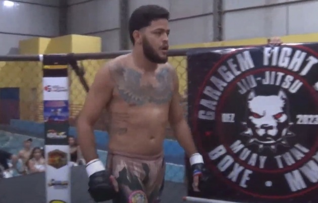 Lucas Barbosa ("Pitbull") | MMA Fighter Page | Tapology