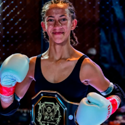 Ana Laura ("Bailarina") | Fighter Page | Tapology