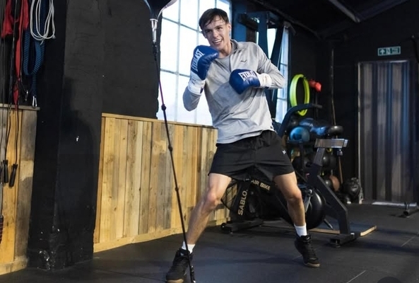 Connor Mitchell ("The Hammer") | Boxer Page | Tapology