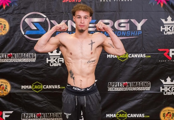 Dominic Mitchell | MMA Fighter Page | Tapology