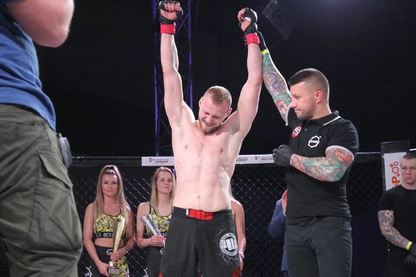 Bartosz Zawadzki | MMA Fighter Page | Tapology