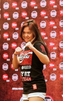 Zhen Wei Foo ("The Iron Rose") | MMA Fighter Page | Tapology