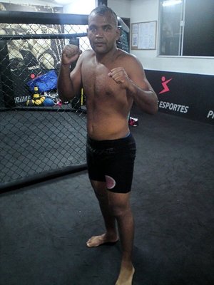 Anderson Longo ("Bahia") | MMA Fighter Page | Tapology
